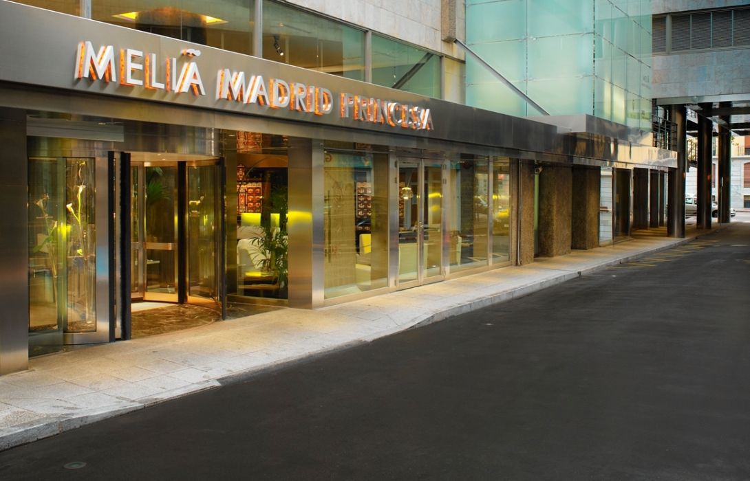 MELIÁ MADRID PRINCESA - Mucho+QueHoteles
